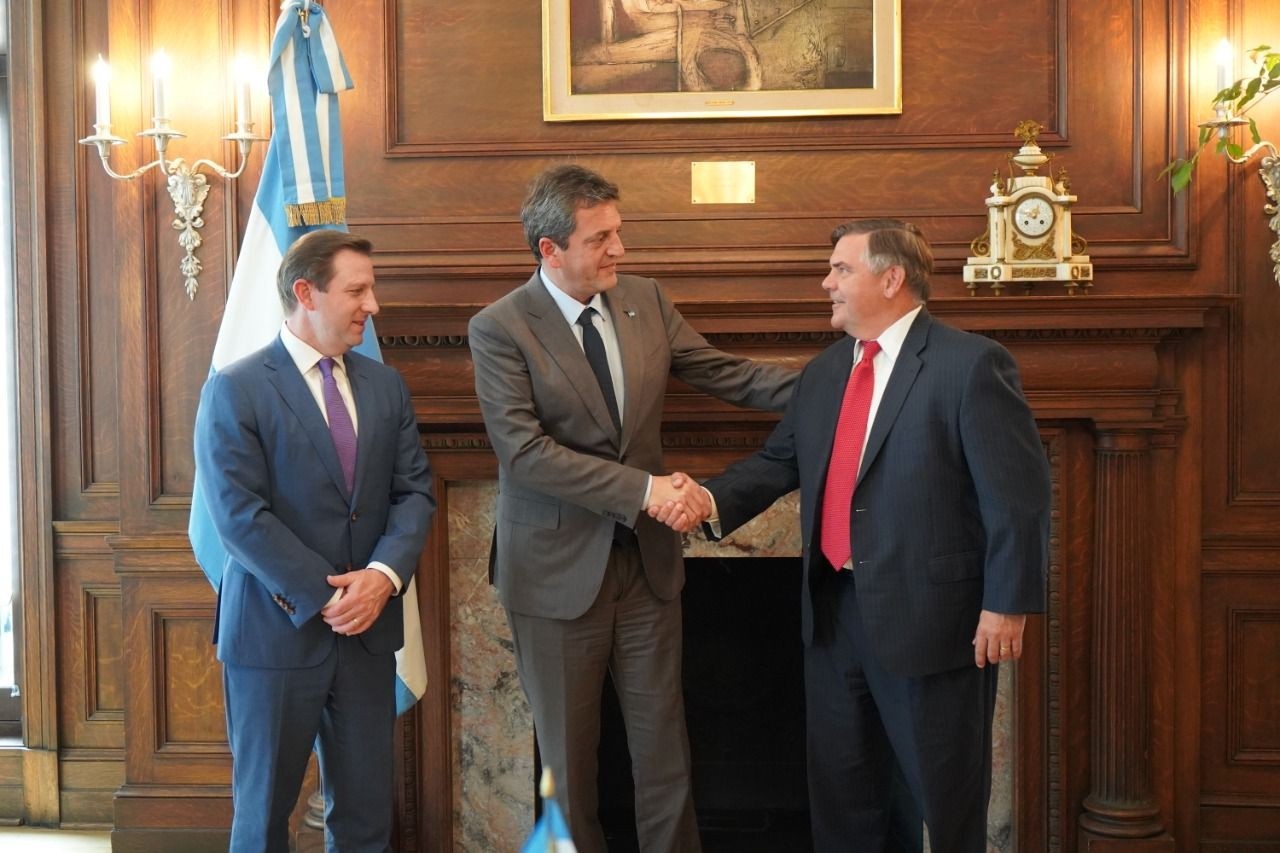 Sergio Massa se reunió con Dan Turton y Todd Menotti de Tyson Foods ...