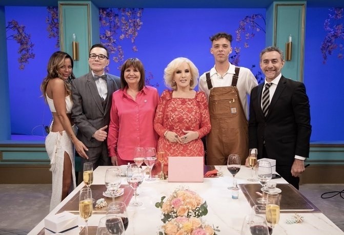Maquillaron demasiado a Marcelo Polino y, tras cenar con Mirtha Legrand ...