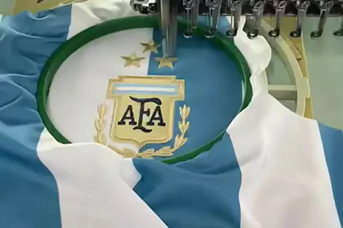 El video viral de cómo bordan la tercera estrella en la camiseta ...